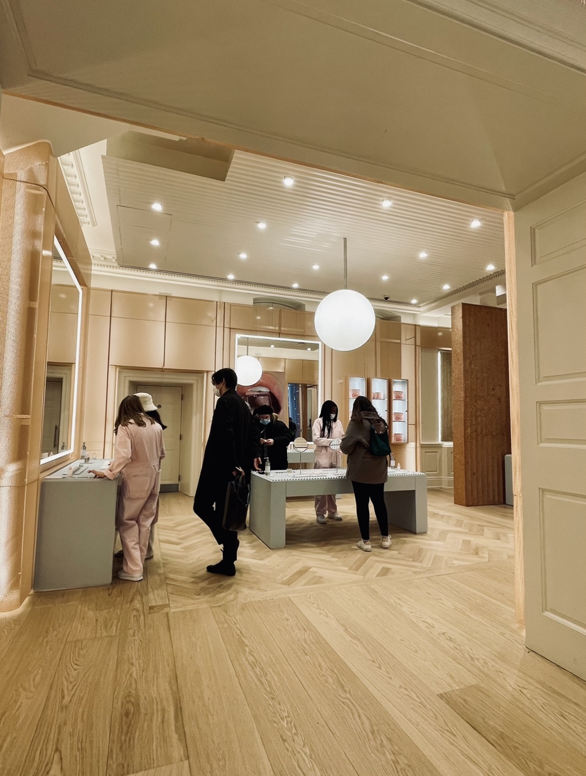 Inside Glossier’s new London store - Voice of London